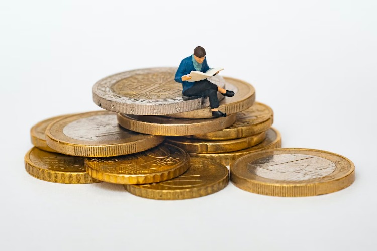Trading Wisdom | Left-Side or Right-Side Trading: Which Strategy Works ...